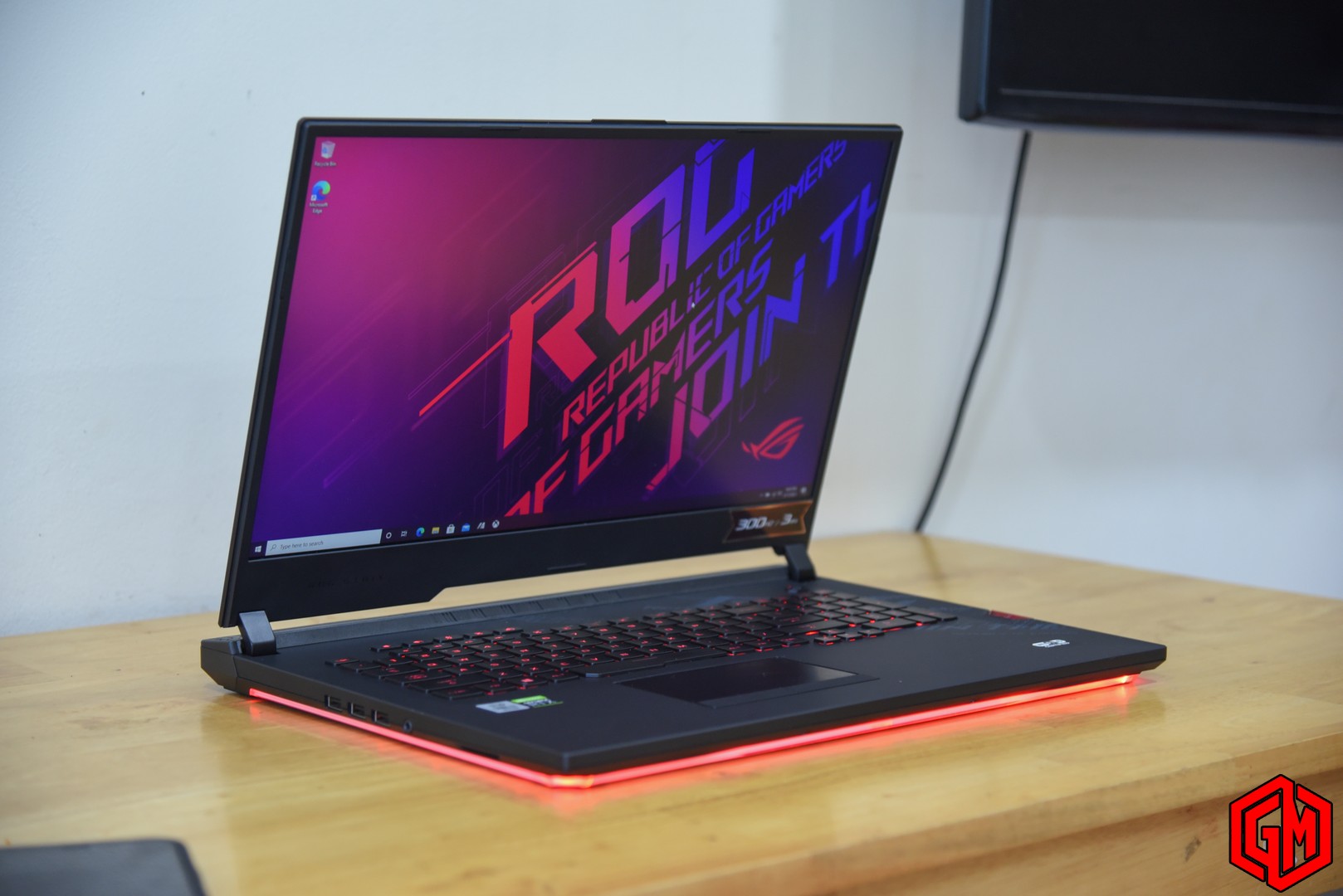 Asus ROG Scar 17 G732LWS RTX 2070 Super HCM và toàn quốc